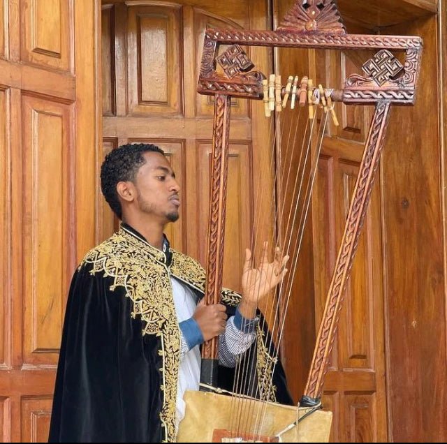 Custom design Begena – Ermias Begena